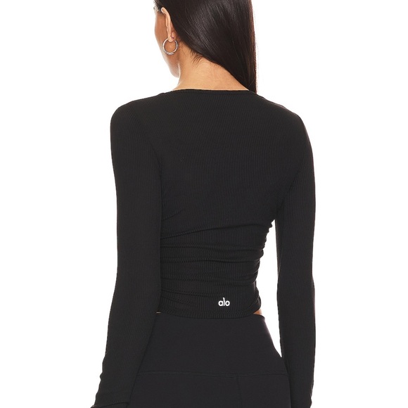 ALO Yoga | Tops | Alo Yoga Black Long Sleeve Top | Poshmark